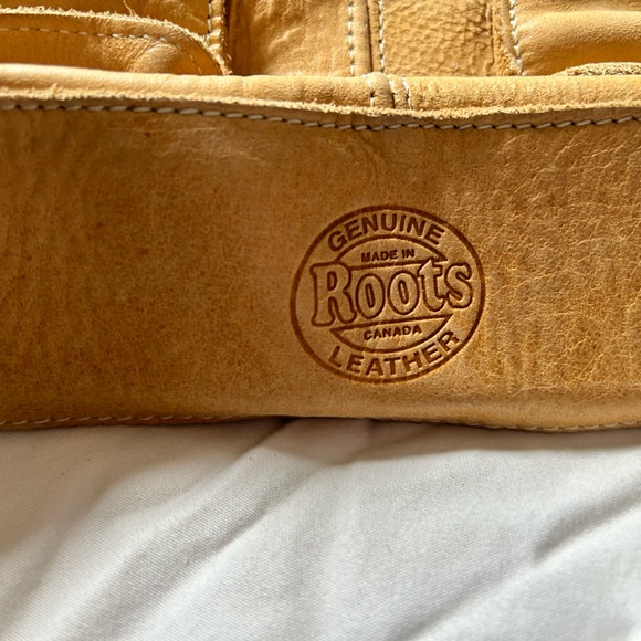Roots | Bags | Genuine Vintage Roots Leather Bag | Poshmark